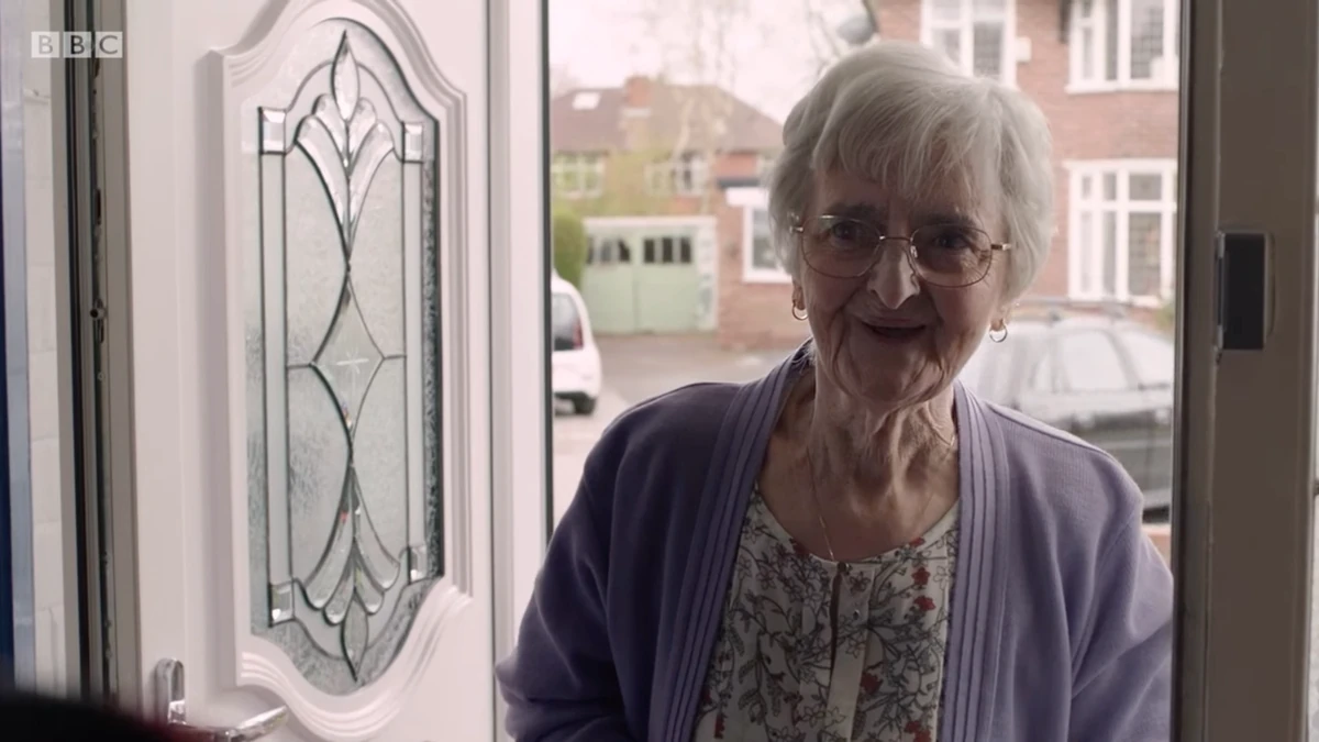 Mrs. McMurtle | Creeped Out Wiki | Fandom