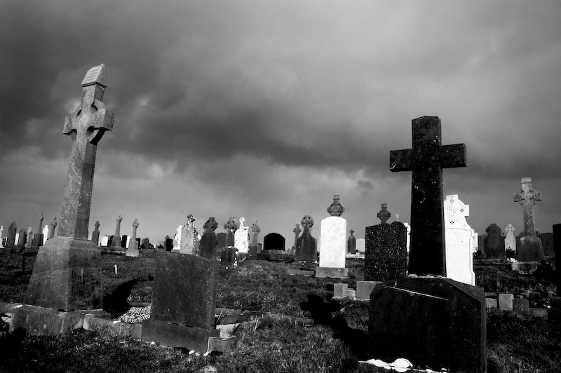 If You Go Down to the Graveyard Tonight | Creepypasta Wiki | Fandom