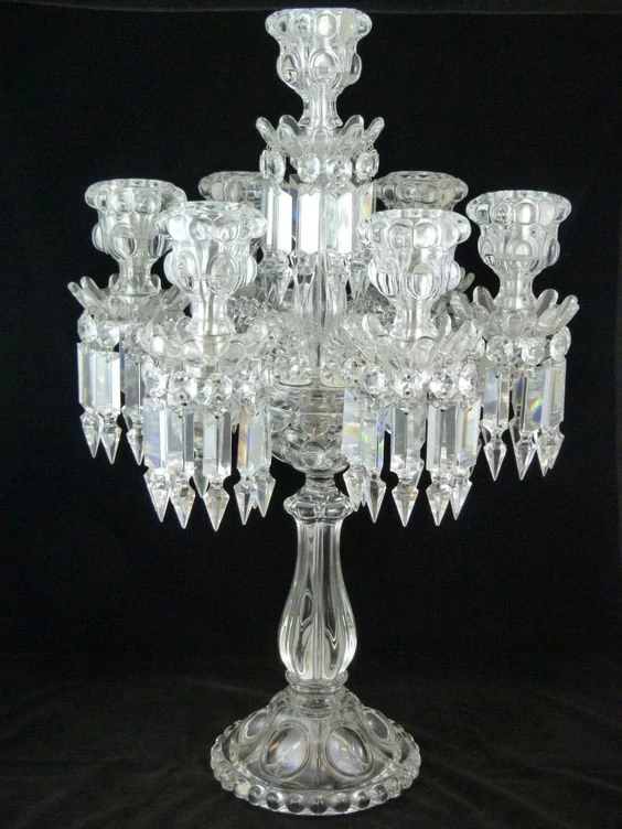 El candelabro | Wiki Creepypasta | Fandom