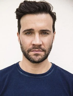 Comhlacht Gil Mckinney