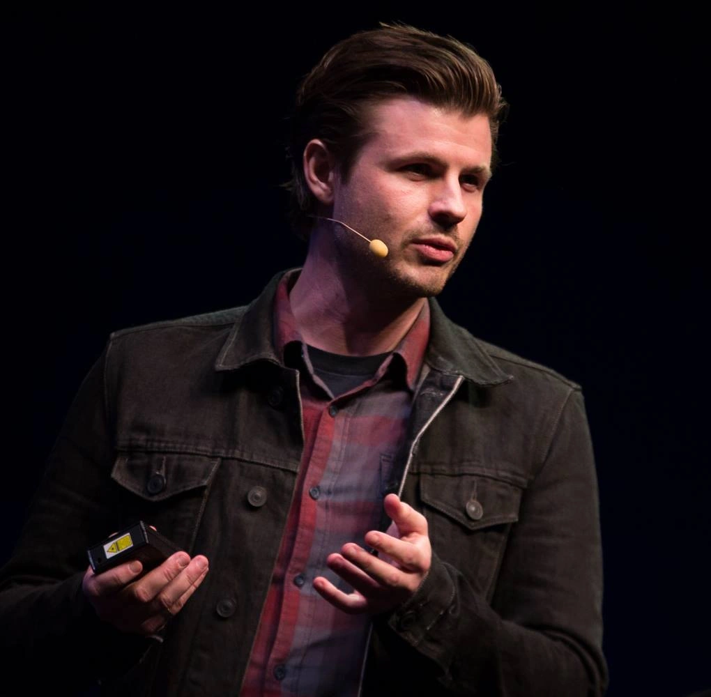 Wesley Burt | Critical Role Wiki | Fandom