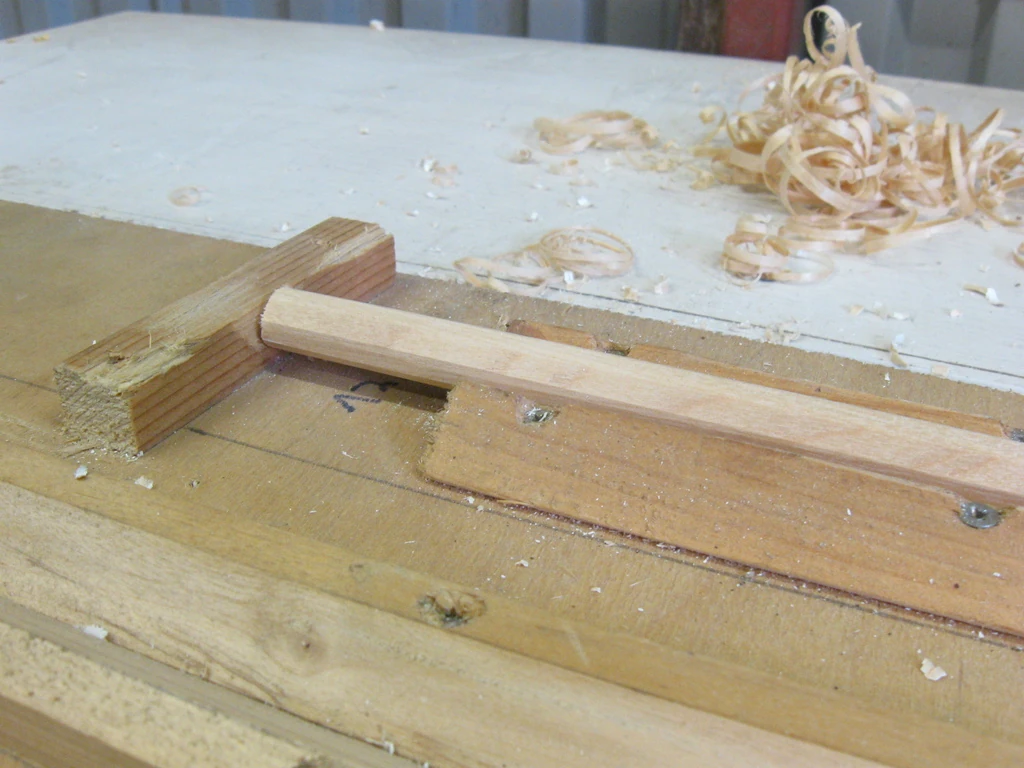 Planing bolt shafts | Crossbow Building Wiki | Fandom