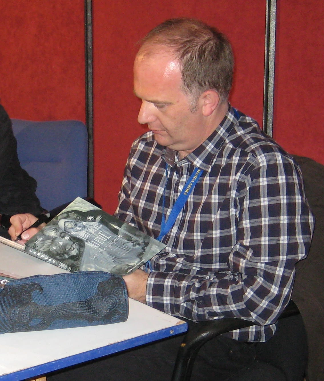 Mark Buckingham | Comic Book Creators Wiki | Fandom