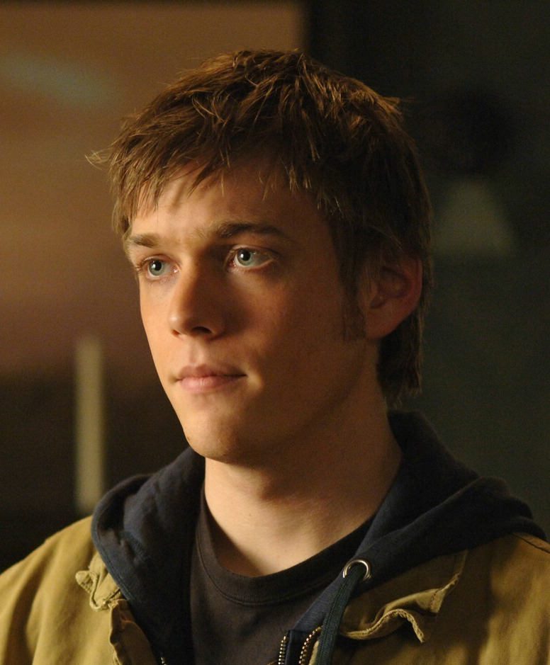 Luke Castellan | Crystaldawn Wiki | Fandom Luke Castellan | Crystaldawn Wiki | Fandom