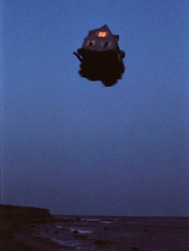 Floating House | Cursed Images Inspiration Wiki | Fandom