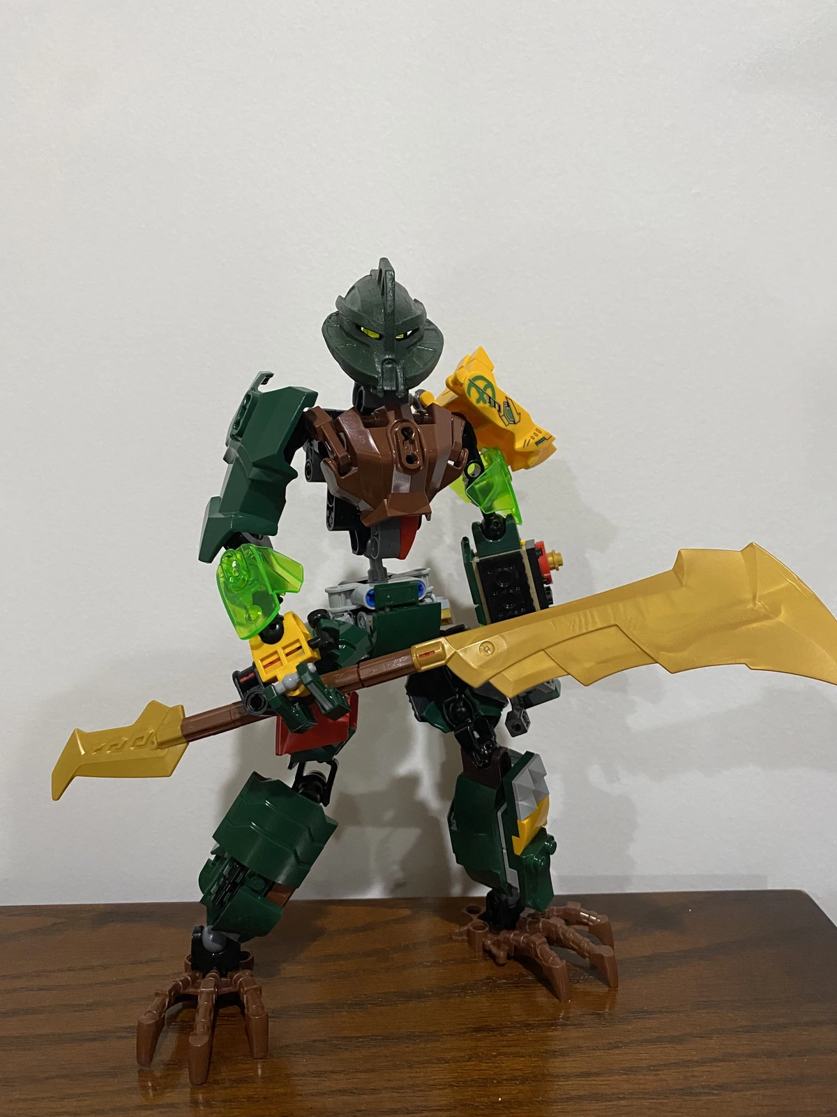 Livara (Misplaced Alternate Universe) | Custom BIONICLE Wiki | Fandom