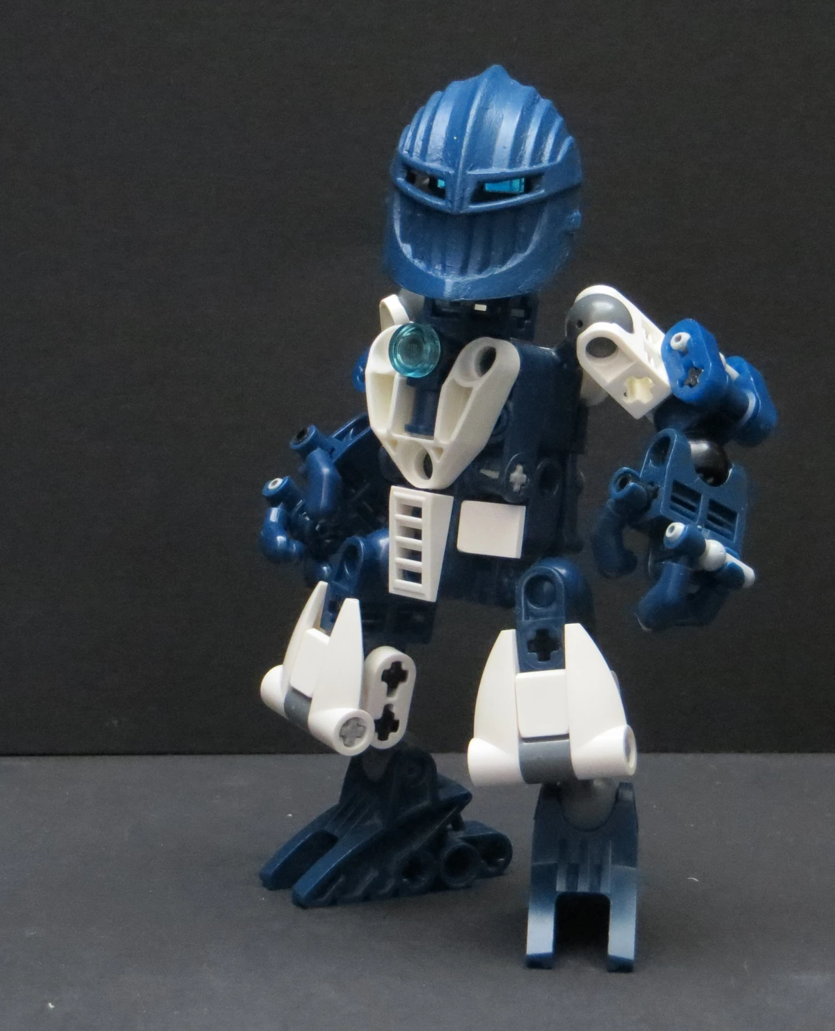 Ninian (Fractures Alternate Universe) | Custom BIONICLE Wiki | Fandom