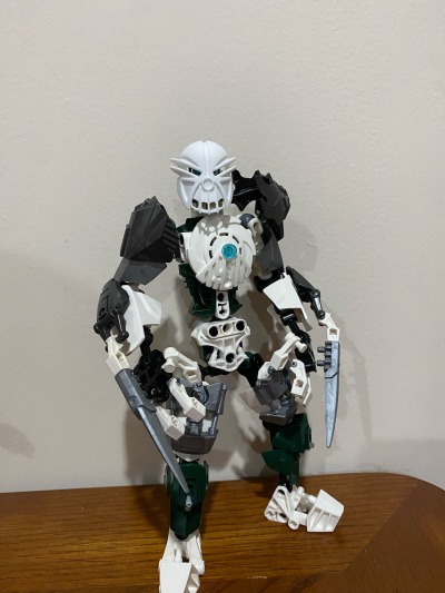 Guarda (Misplaced Alternate Universe) | Custom BIONICLE Wiki | Fandom Guarda (Misplaced Alternate Universe) | Custom BIONICLE Wiki | Fandom