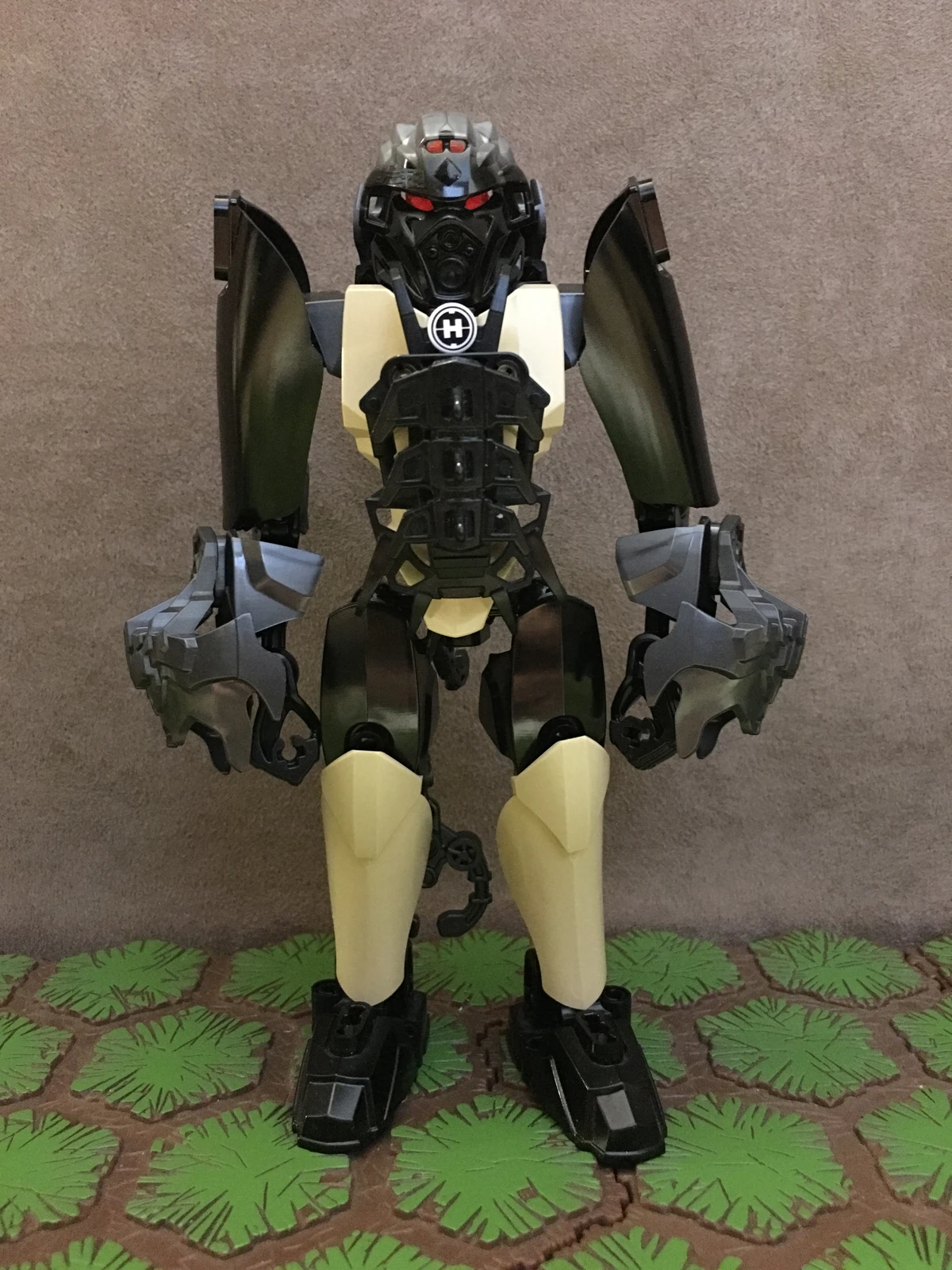 Persephone Gaunt (Enigma 333947) | Custom Hero Factory Wiki | Fandom