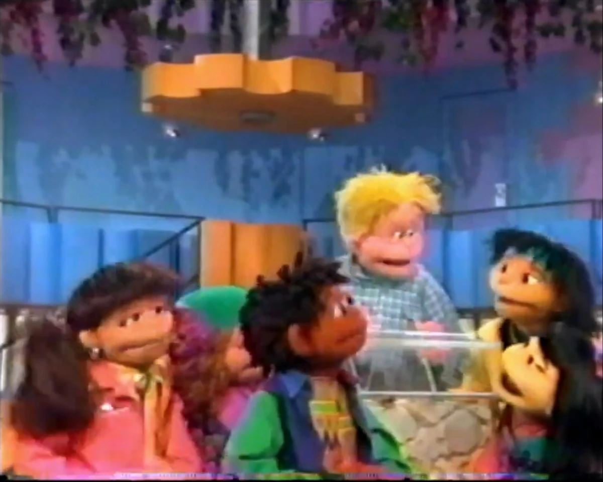 Roamantics (January 26, 1995) | Custom Time Warner Cable Kids Wiki | Fandom