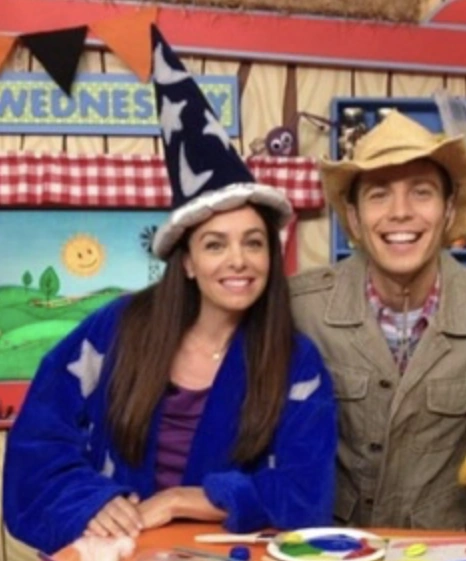 Tina (friendship) | Custom Time Warner Cable Kids Wiki | Fandom