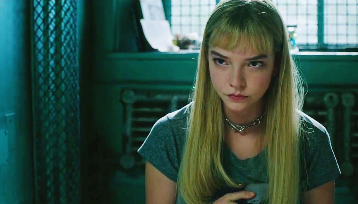 Angela Crisp | CW Series Fanfiction Wiki | Fandom