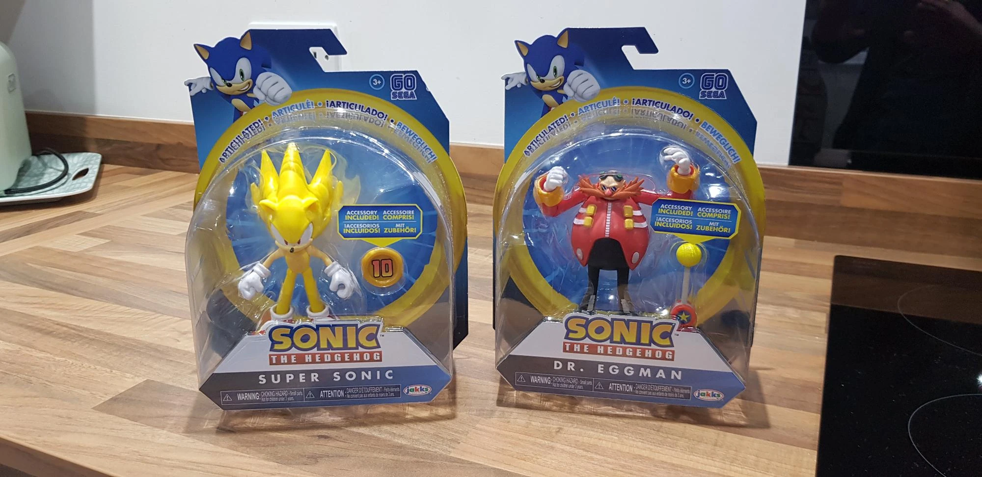 Two more figures | Fandom