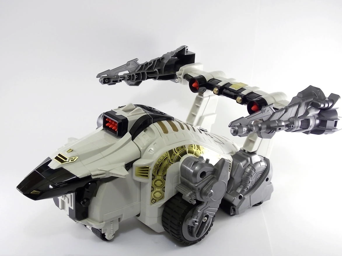 need some advice - Custom Megazord being made | Fandom