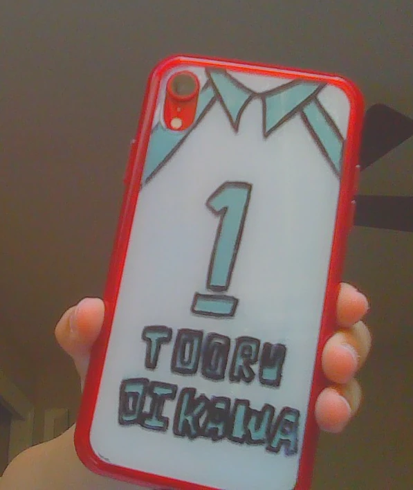 made myself an oikawa phone case tadaaa | Fandom