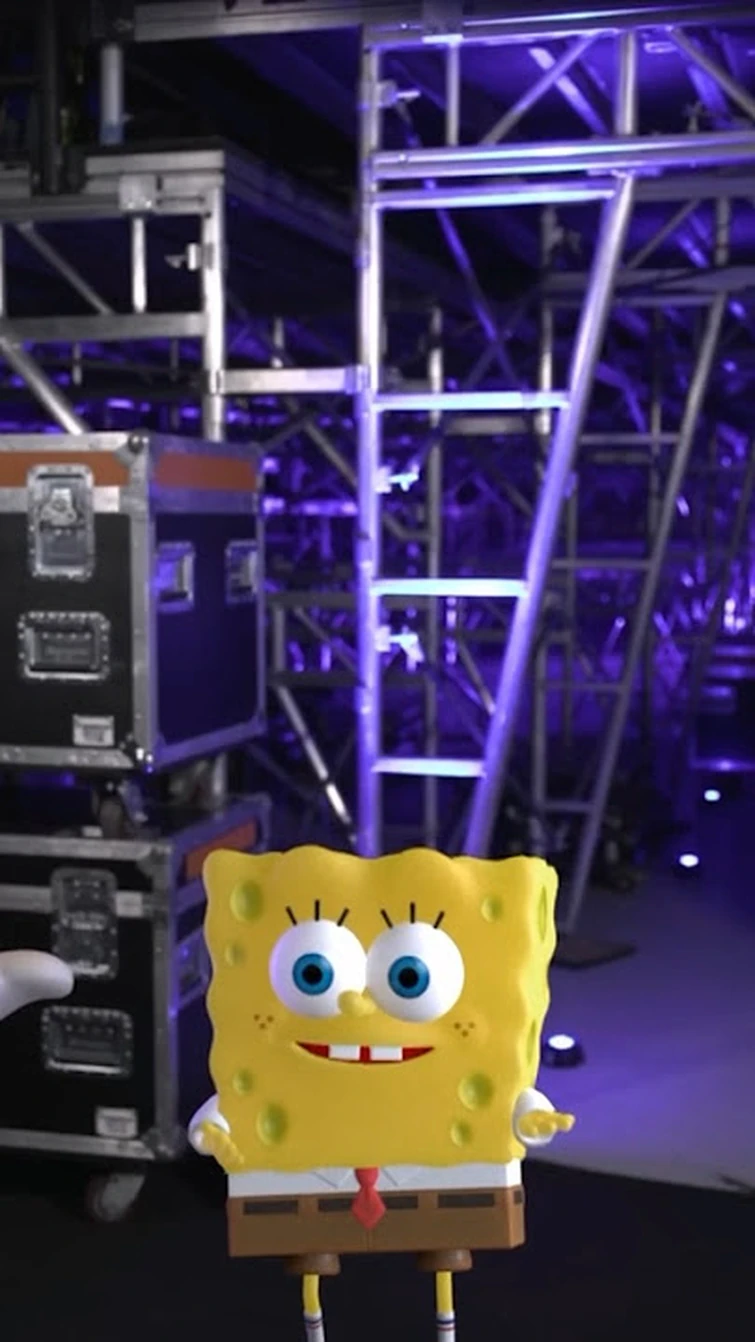 SpongeBob SURPRISES Sandy at the 2024 Kids' Choice Awards! 🏆 ...