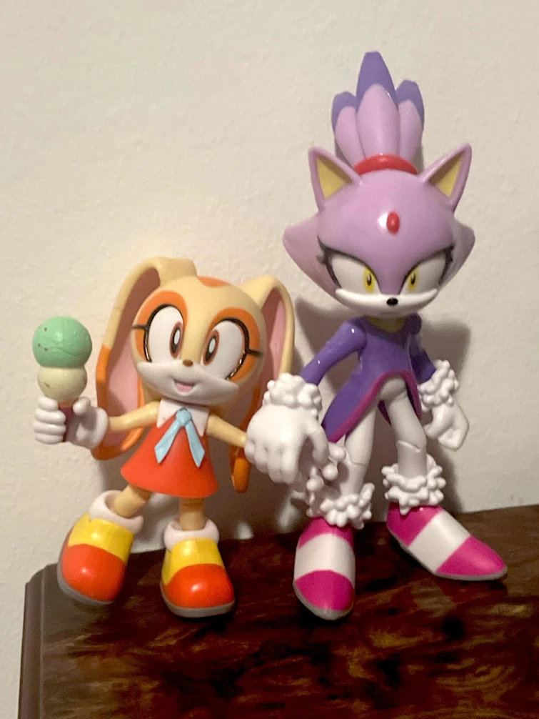 What was your favorite type of Sonic media in 2023? | Fandom