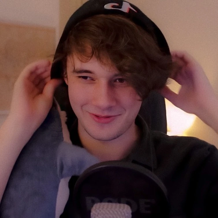 JOIN THE WILBUR SIMP CULT TODAY!!!! | Fandom