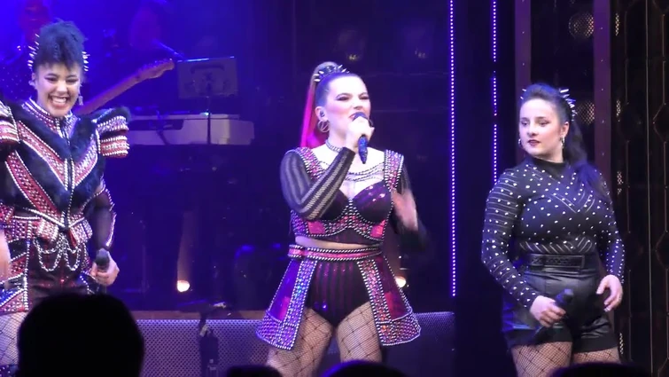 Does anyone have a megasix of the double Harriet E/C? | Fandom