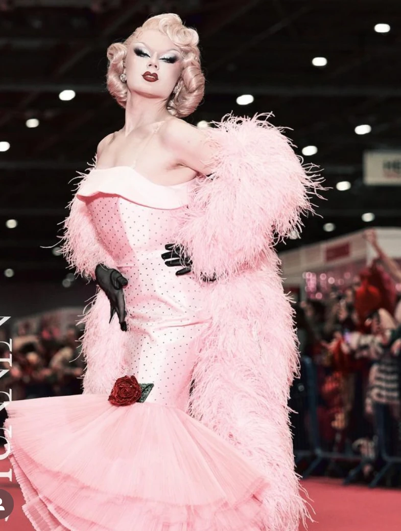 Starlet literally makes being so glamorous look so effortless | Fandom