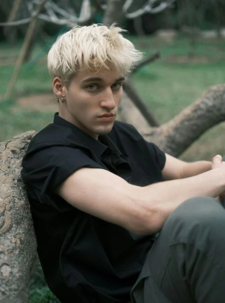 This boy looks like Draco Malfoy ngl lol | Fandom