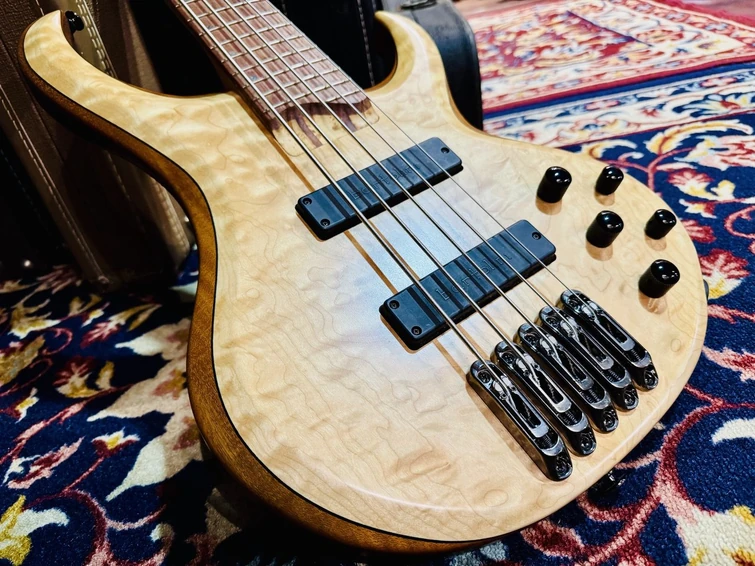 Ibanez BTB PQM2 or 1005 custom shop or what | Fandom