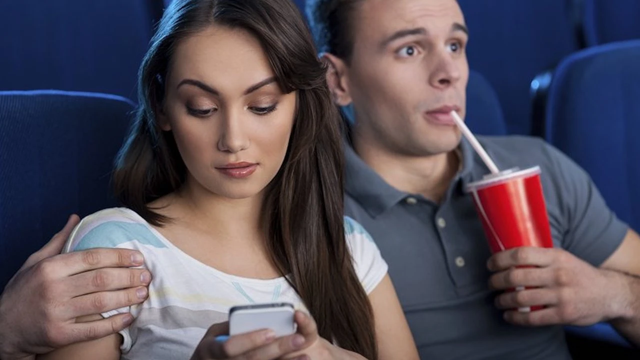 Is It Ever OK to Text in the Cinema? | Fandom