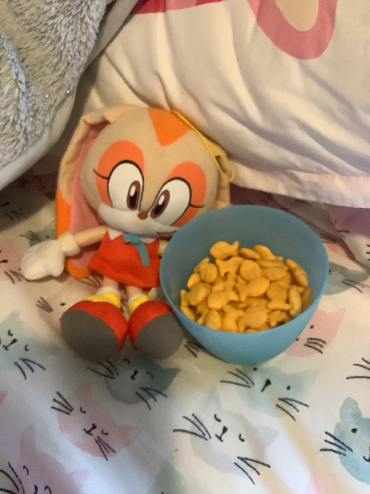 Cream the rabbit with my bowl of goldfish crackers | Fandom