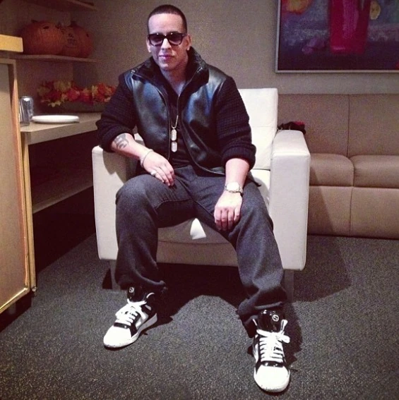 Dímelo | Daddy Yankee Wiki | Fandom