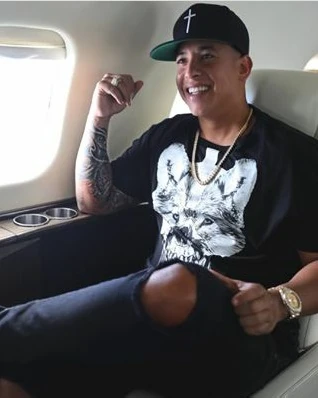 Intro Intocable | Daddy Yankee Wiki | Fandom