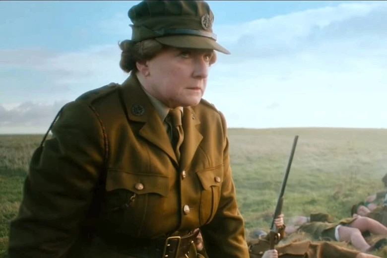 Mrs. Elizabeth Mainwaring | Dad's Army Wiki | Fandom