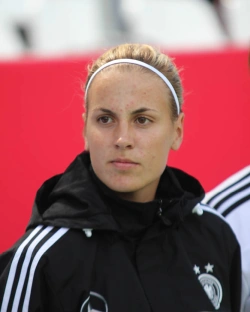 Jennifer Cramer | Deutsches Fußball Archiv | Fandom