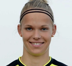 Laura Kristin Engler | Deutsches Fußball Archiv | Fandom