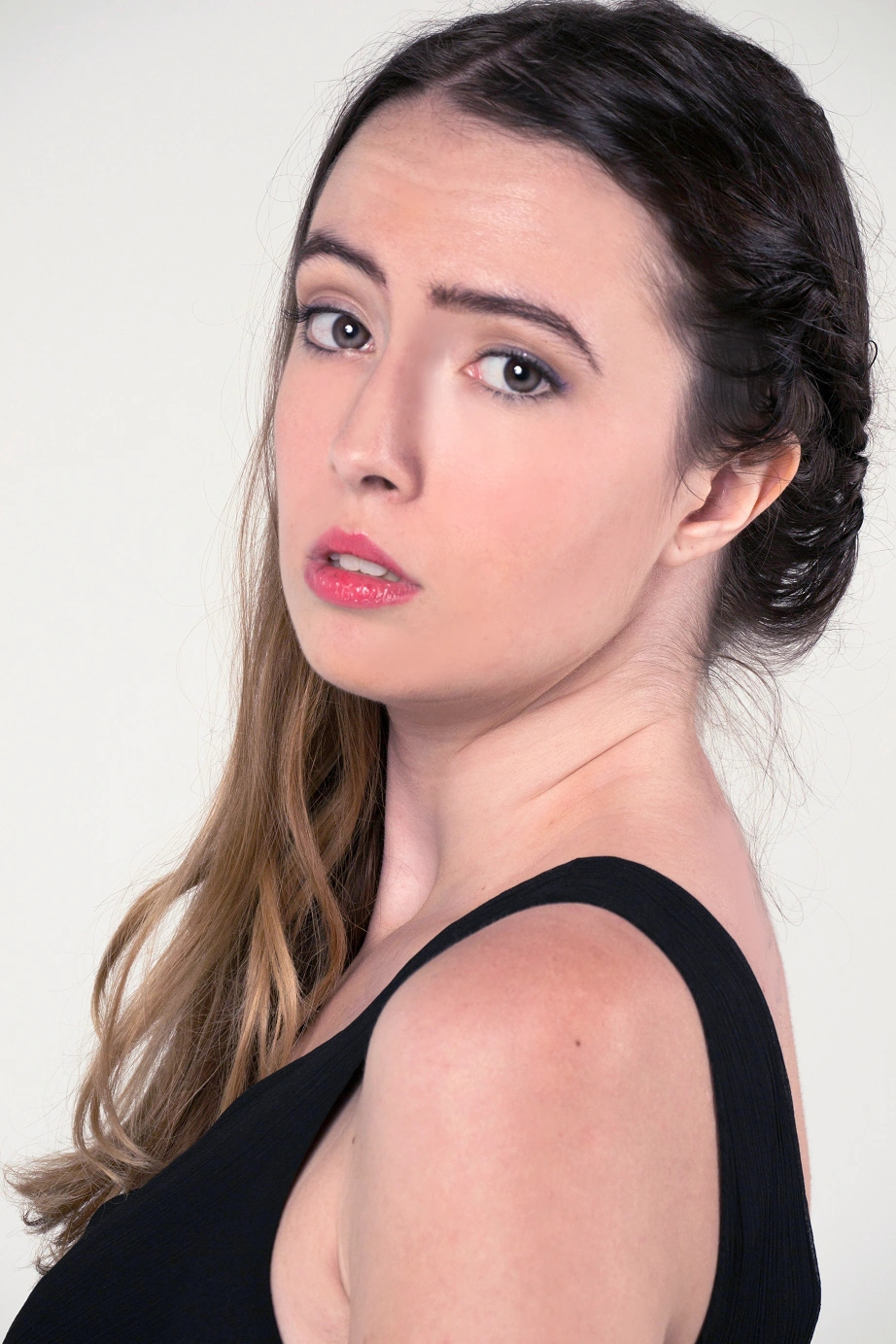 Mina | Daisy Series Wiki | Fandom