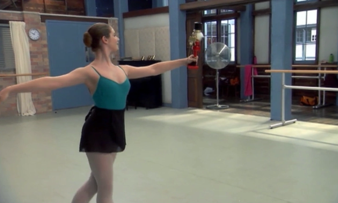 Dance Academy Tara
