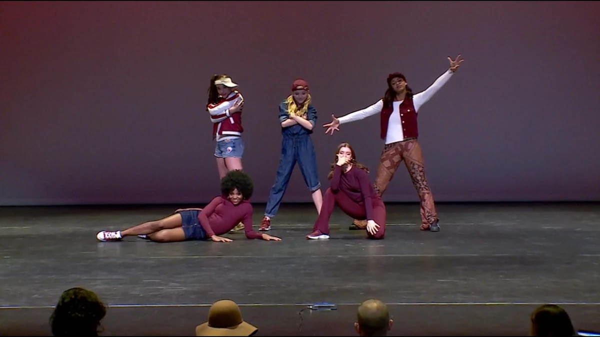 Vinyl Scratch Dance | Dance Moms Wiki | Fandom