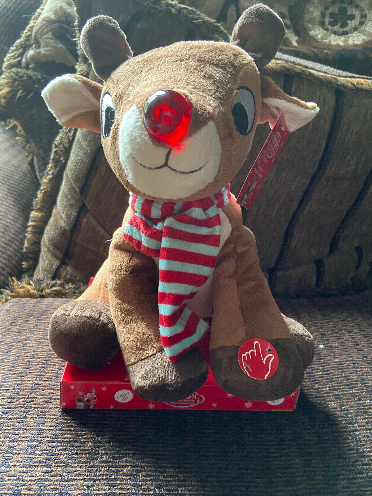 Wiggling Antler Rudolph | DanDee Wiki | Fandom