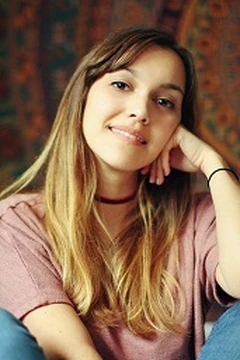 Blond Teen Daniela Model Sets