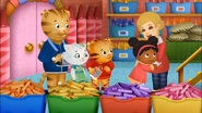 A Trip to the Crayon Factory | Daniel Tiger's Neighborhood Wiki | Fandom