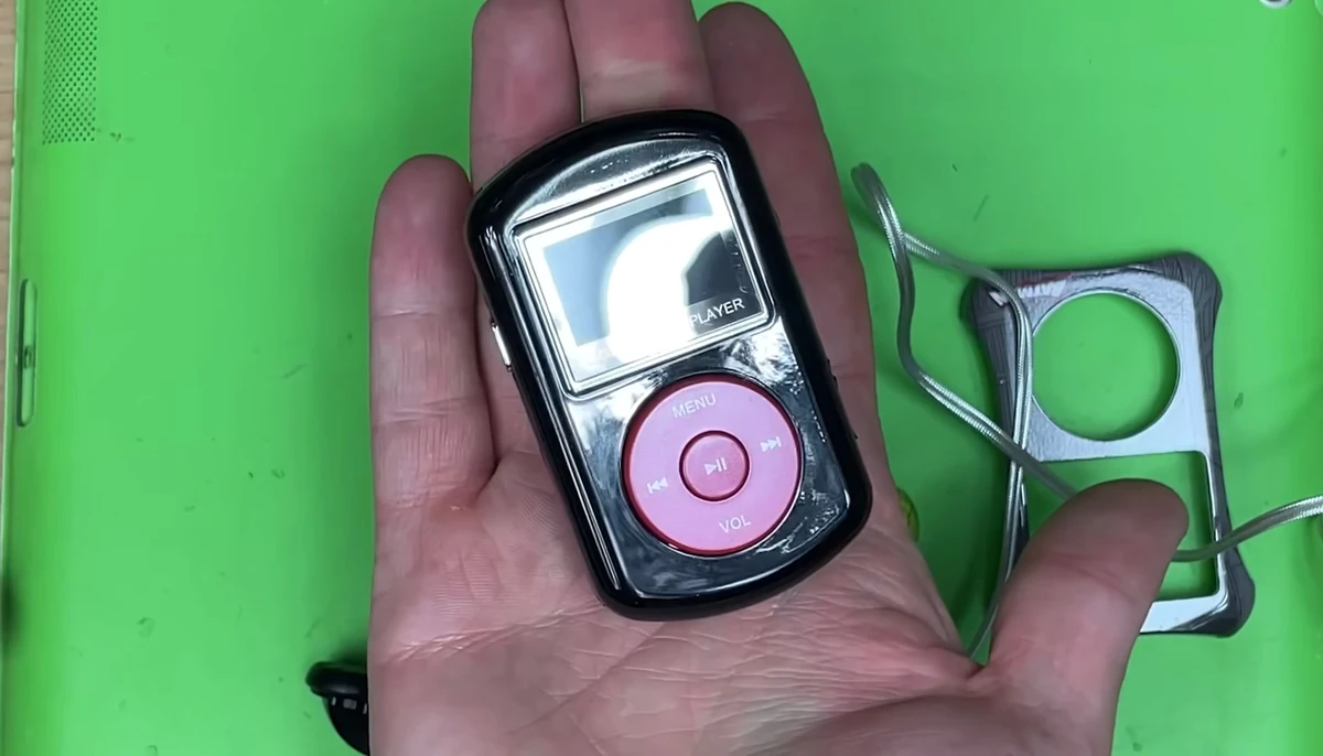 Batman: The Brave and the Bold MP3 Player | Dankpods Wiki | Fandom