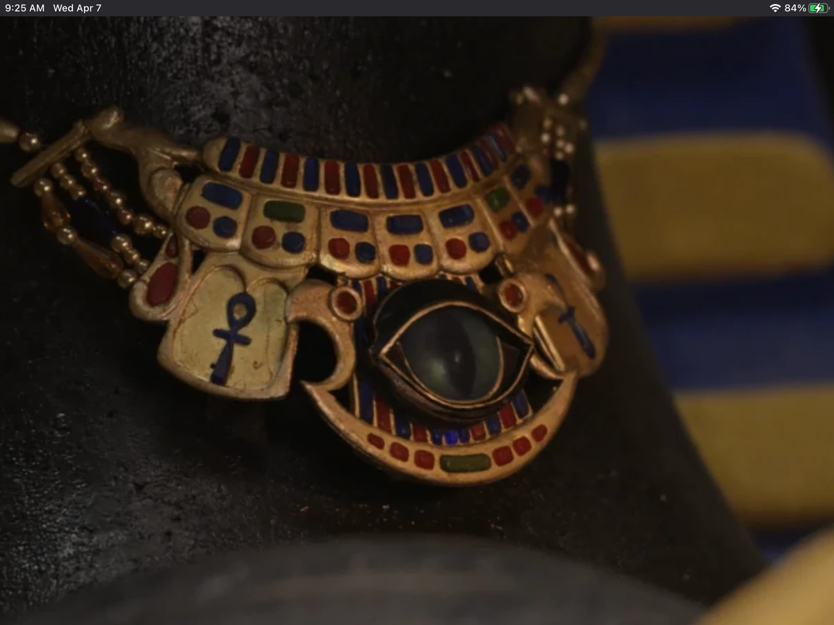 The Cat’s Eye necklace | Dark Magic Wiki | Fandom