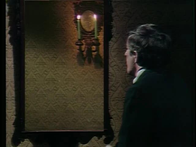 915 | The Dark Shadows Wiki | Fandom