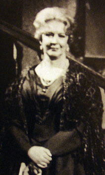 Mary Cooper | The Dark Shadows Wiki | Fandom