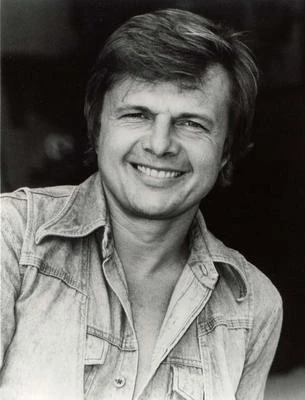 John Karlen | The Dark Shadows Wiki | Fandom