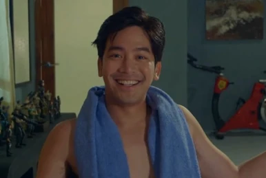 Boom Labrusca Shirtless