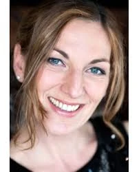 Claudia Theresa Muench | Das Haus Anubis - Das Abenteuer endet nie Wiki ...