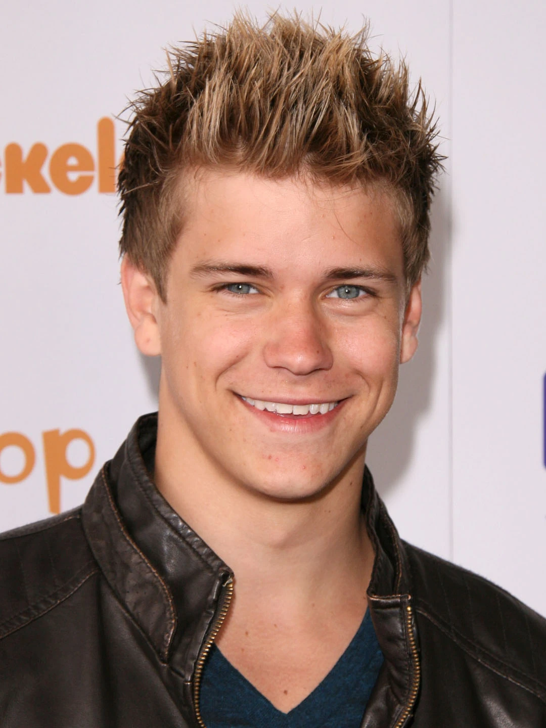 Glenn McCuen | Dash and Lily Wiki | Fandom