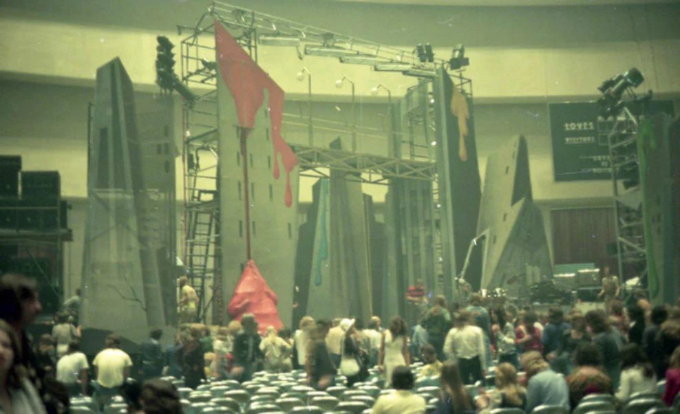 Hunger City | David Bowie Wiki | Fandom