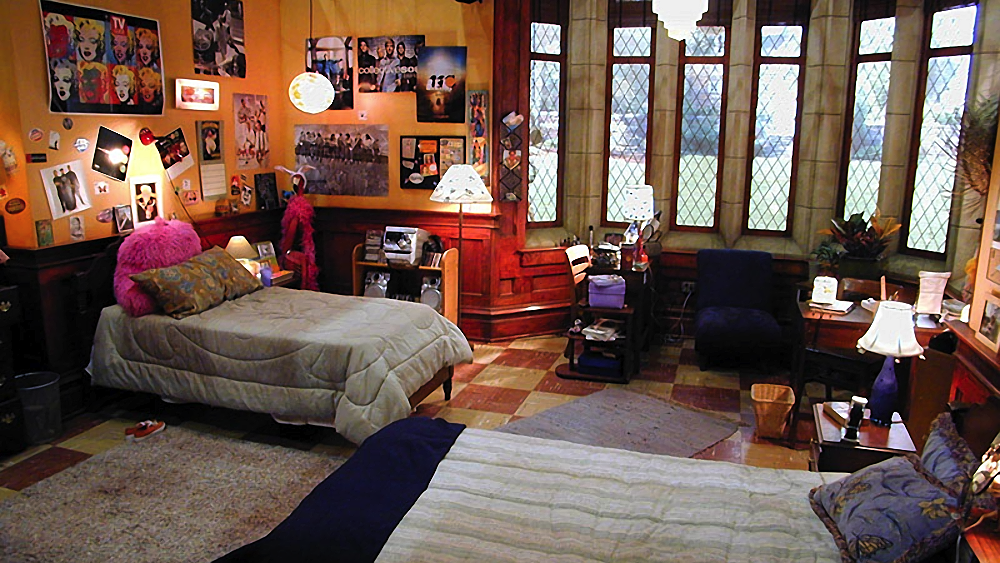 Joey and Audrey's Dorm | Dawson's Creek Wiki | Fandom