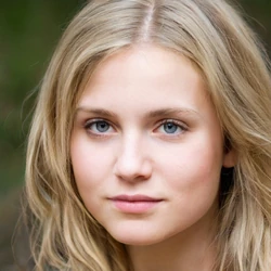 Maddie | Day's-RTV-Series Wiki | Fandom